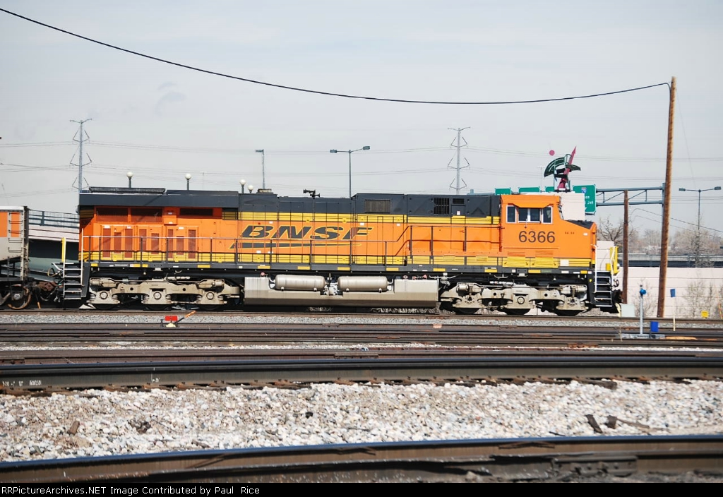 BNSF 6366